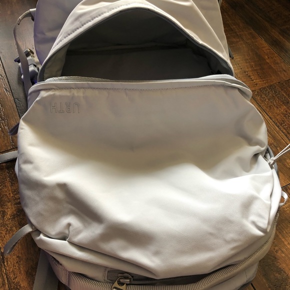 Urth | Bags | Urth Arkose 2l Modular Backpack Everyday Backpack | Poshmark